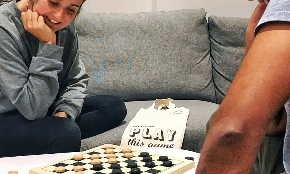 How To Play Draughts: A Beginners Guide – Big Game Hunters