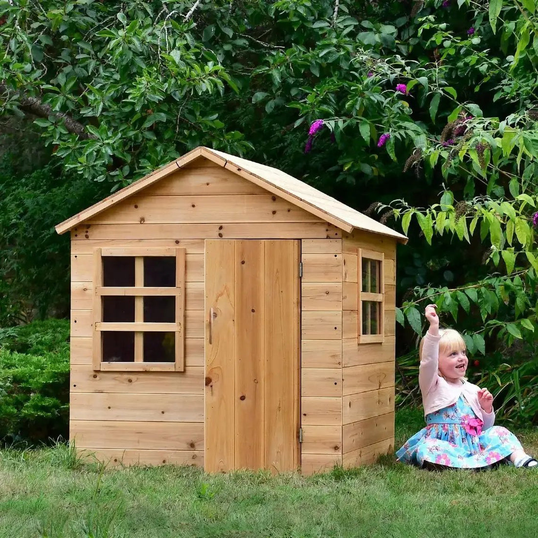 Evermeadow Playhouse – Childrens Wooden Playhouse – Big Game Hunters
