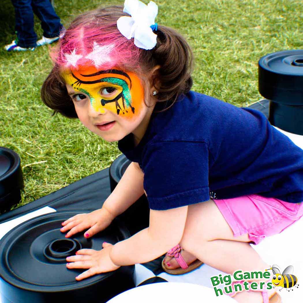 Giant Garden Games | Big Game Hunters